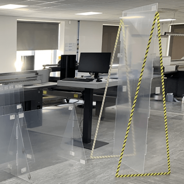 Free Standing Acrylic Protection Screens – iSpi Trade